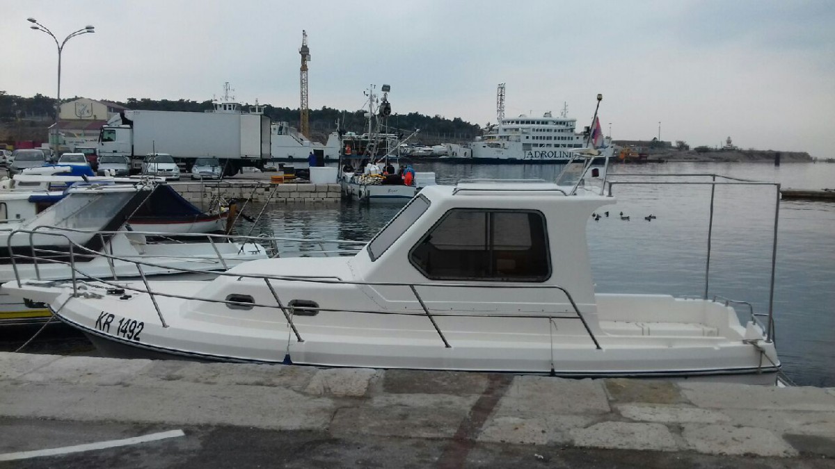 Adria 800
