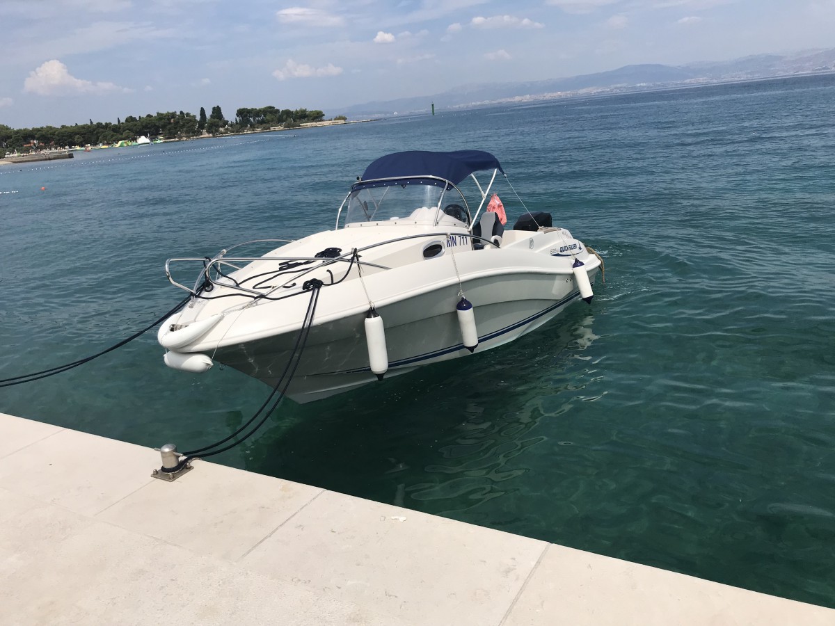 Quicksilver 635 WA Commander