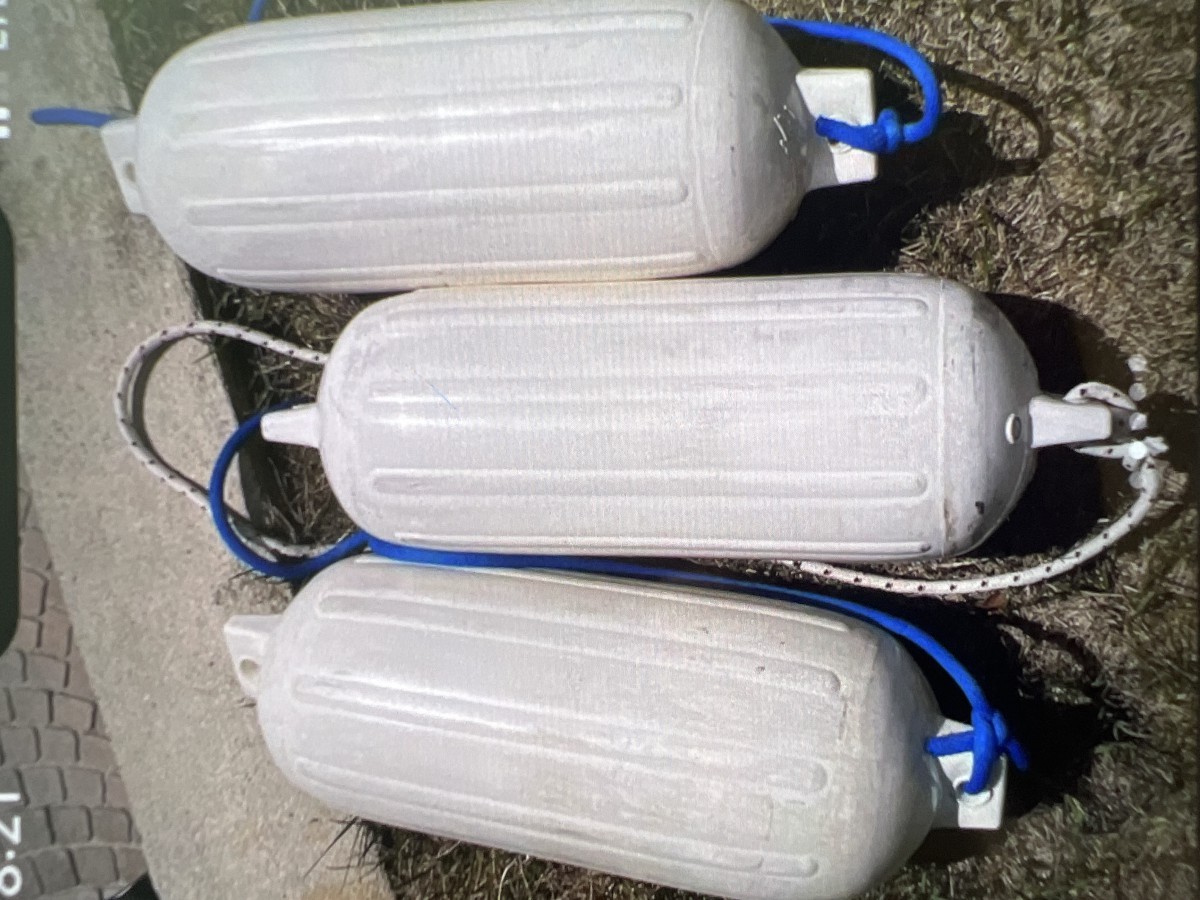Polyform bokobrani G 5 serija
