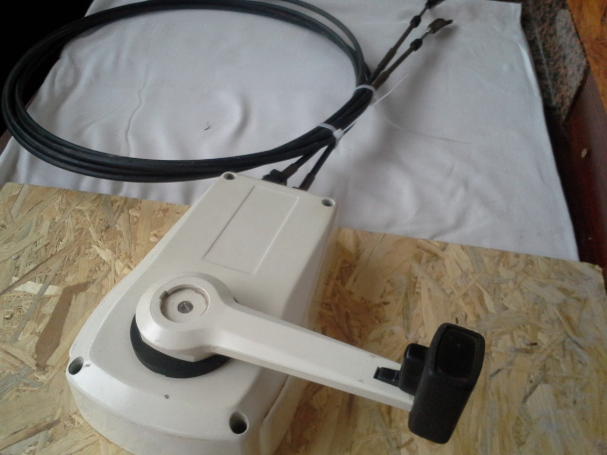 Ultraflex jednoručna komanda s sajlama komplet