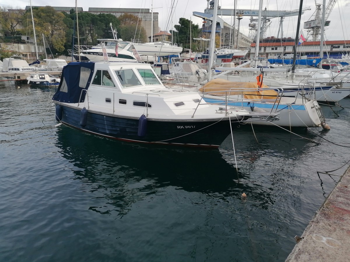 Adria 790
