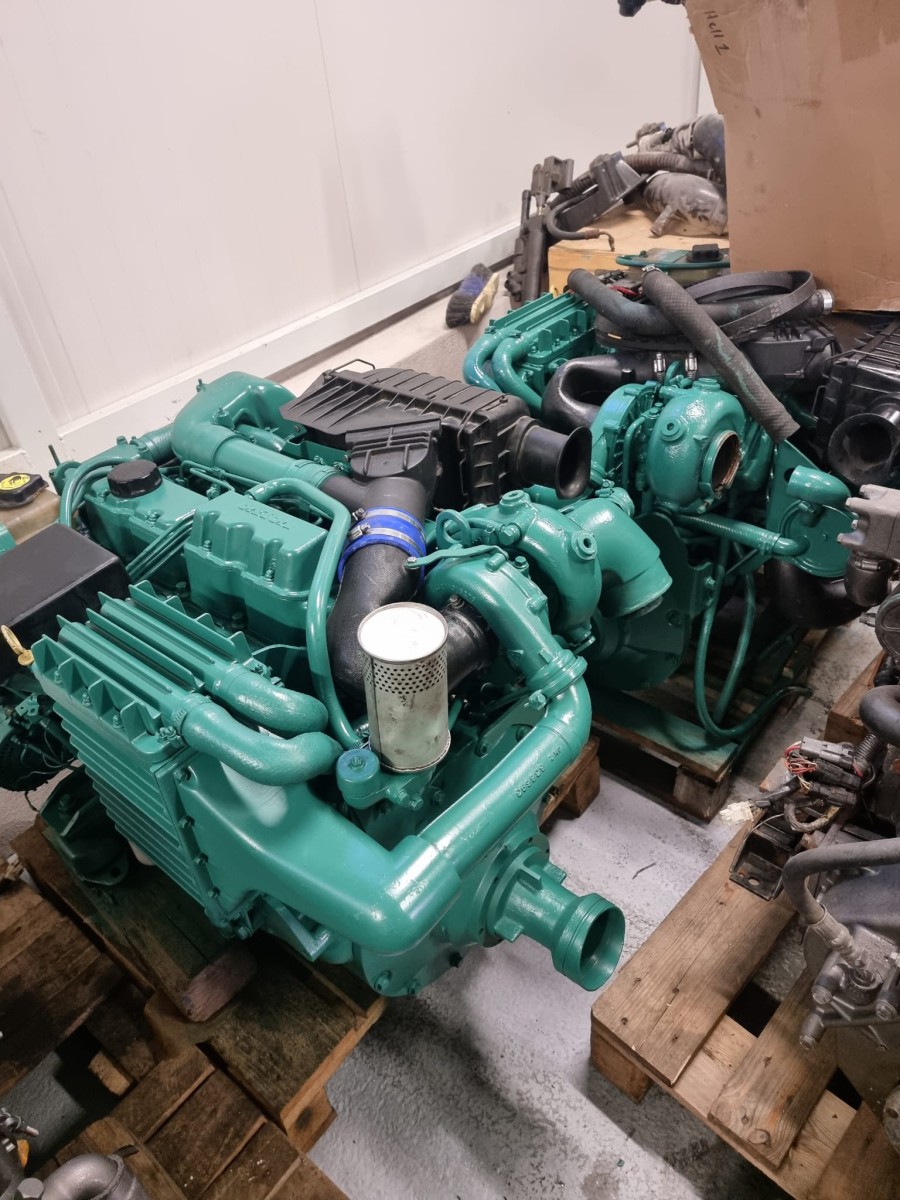 Volvo Penta KAD32
