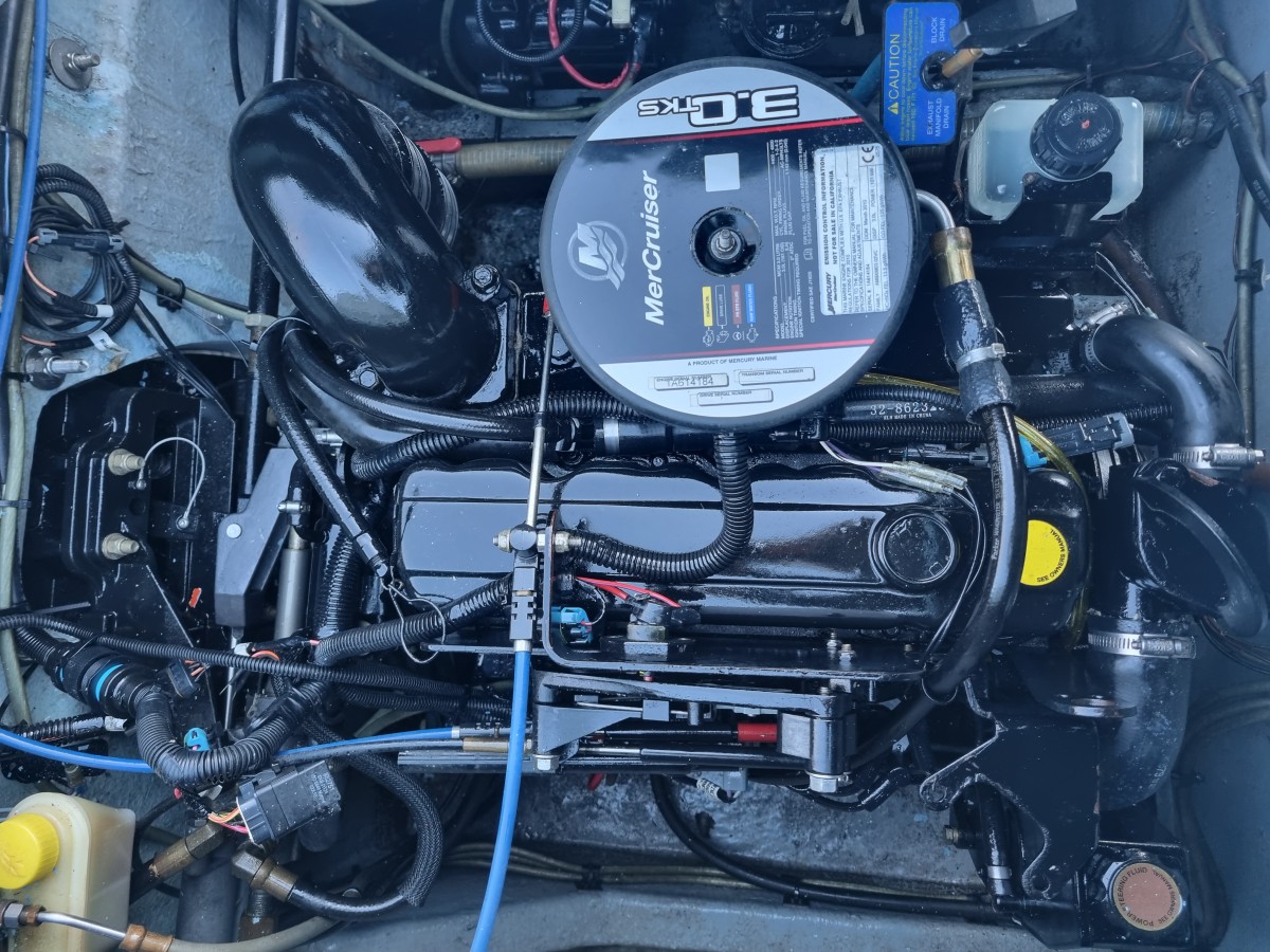 Mercruiser 3.0 tks, 2 seta