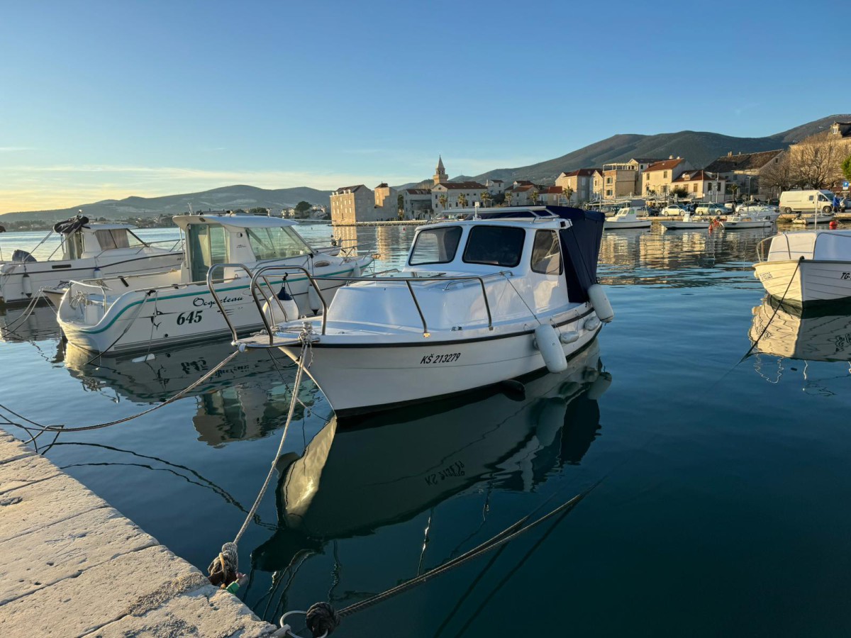 Galeb 6,75