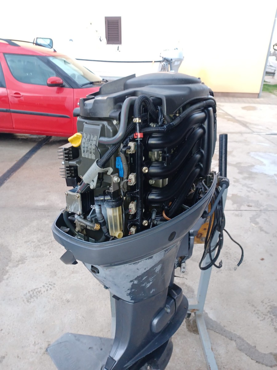 Yamaha 40