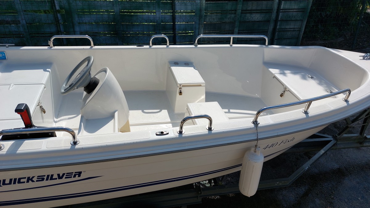 Quicksilver 440 fish Tohatsu 30 el