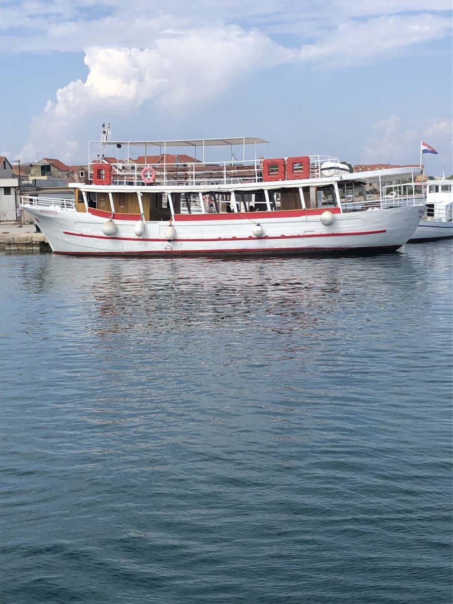 Izletnićki brod