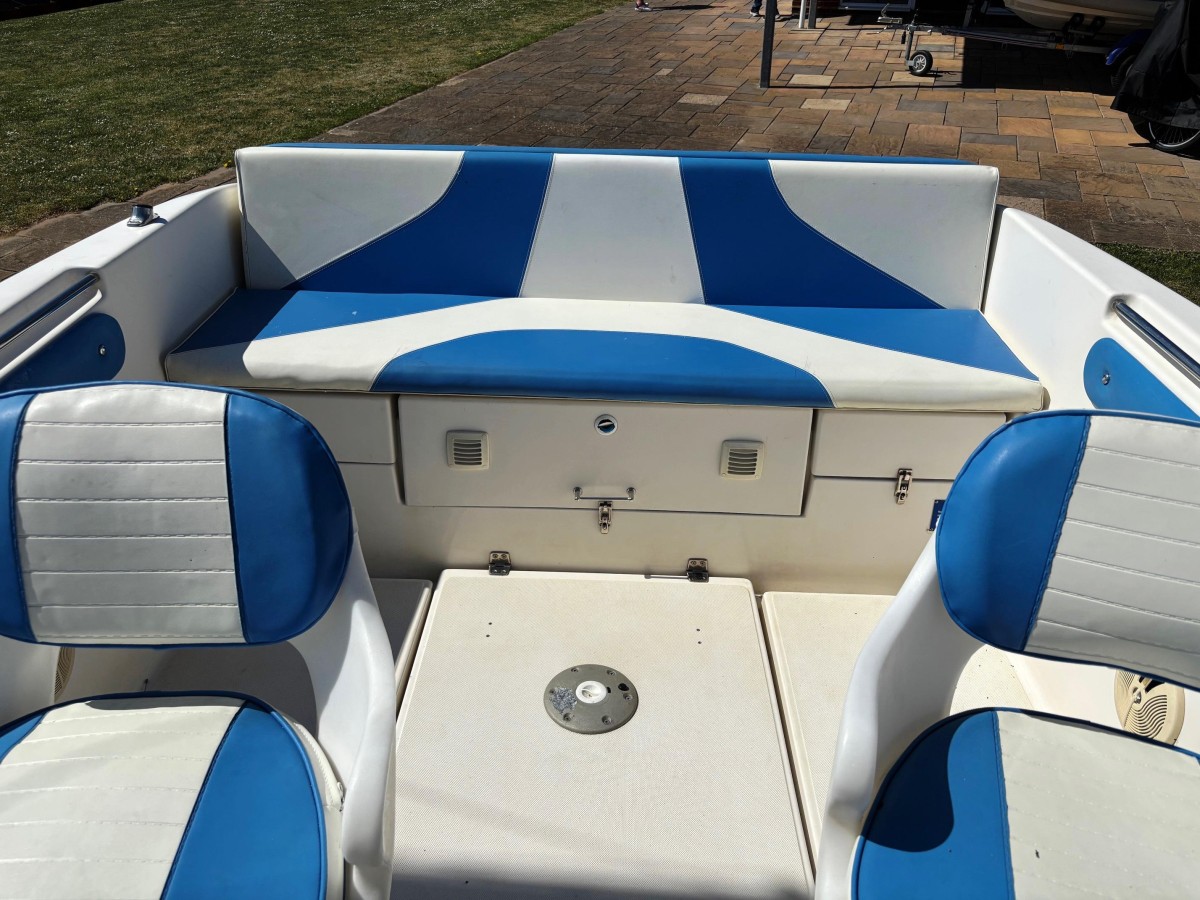 Gliser Quicksilver Flamingo 620